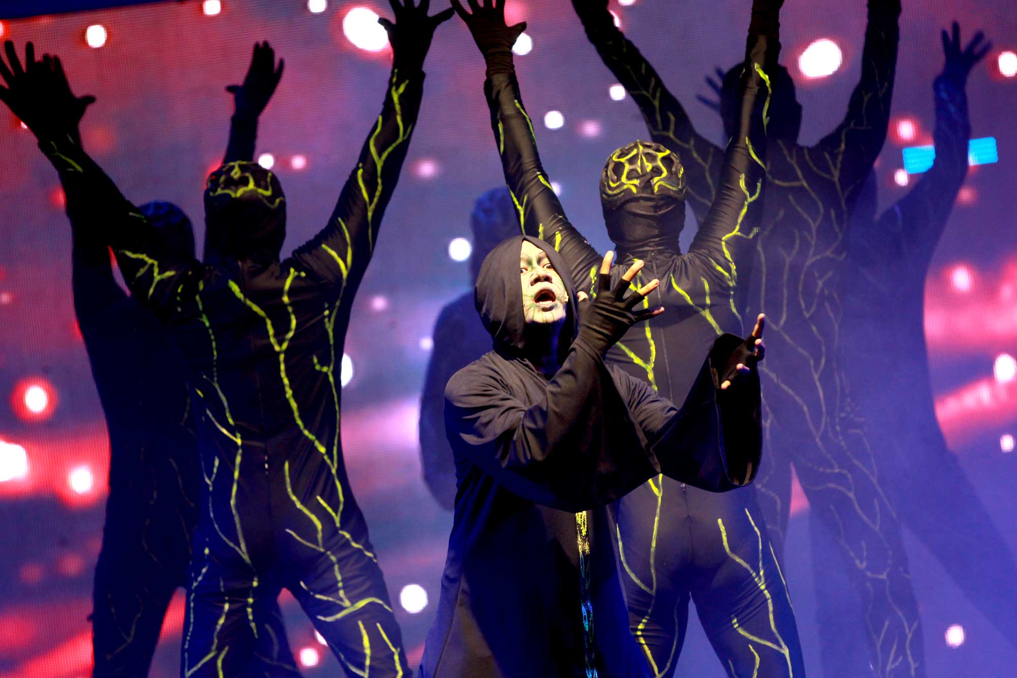 Shows and Entertainment – Enchanted Kingdom