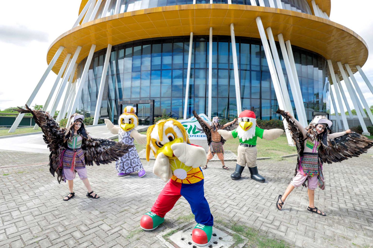 Shows and Entertainment – Enchanted Kingdom